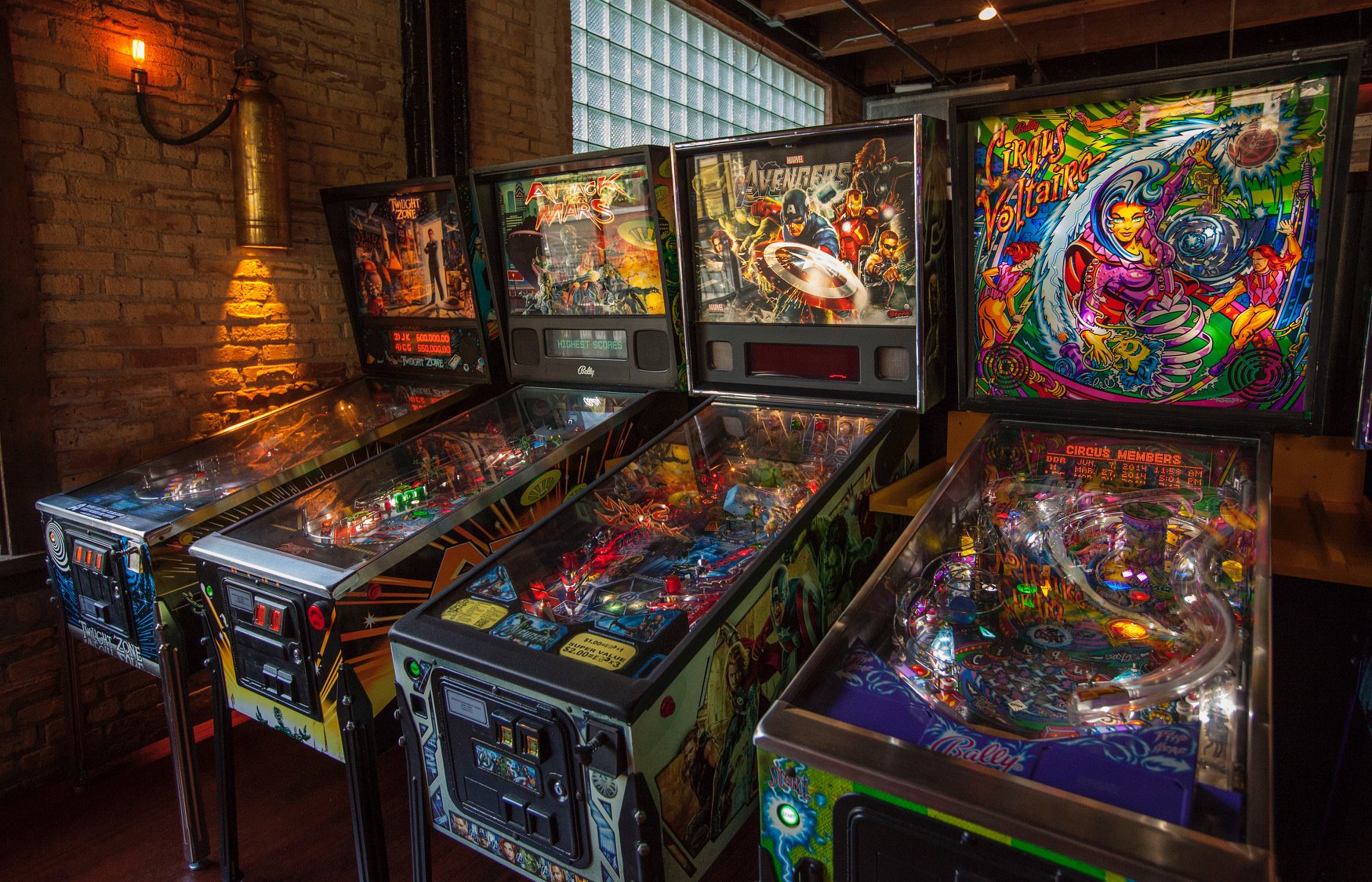 Headquarters Beercade | River North Arcade Bar & Event Venue