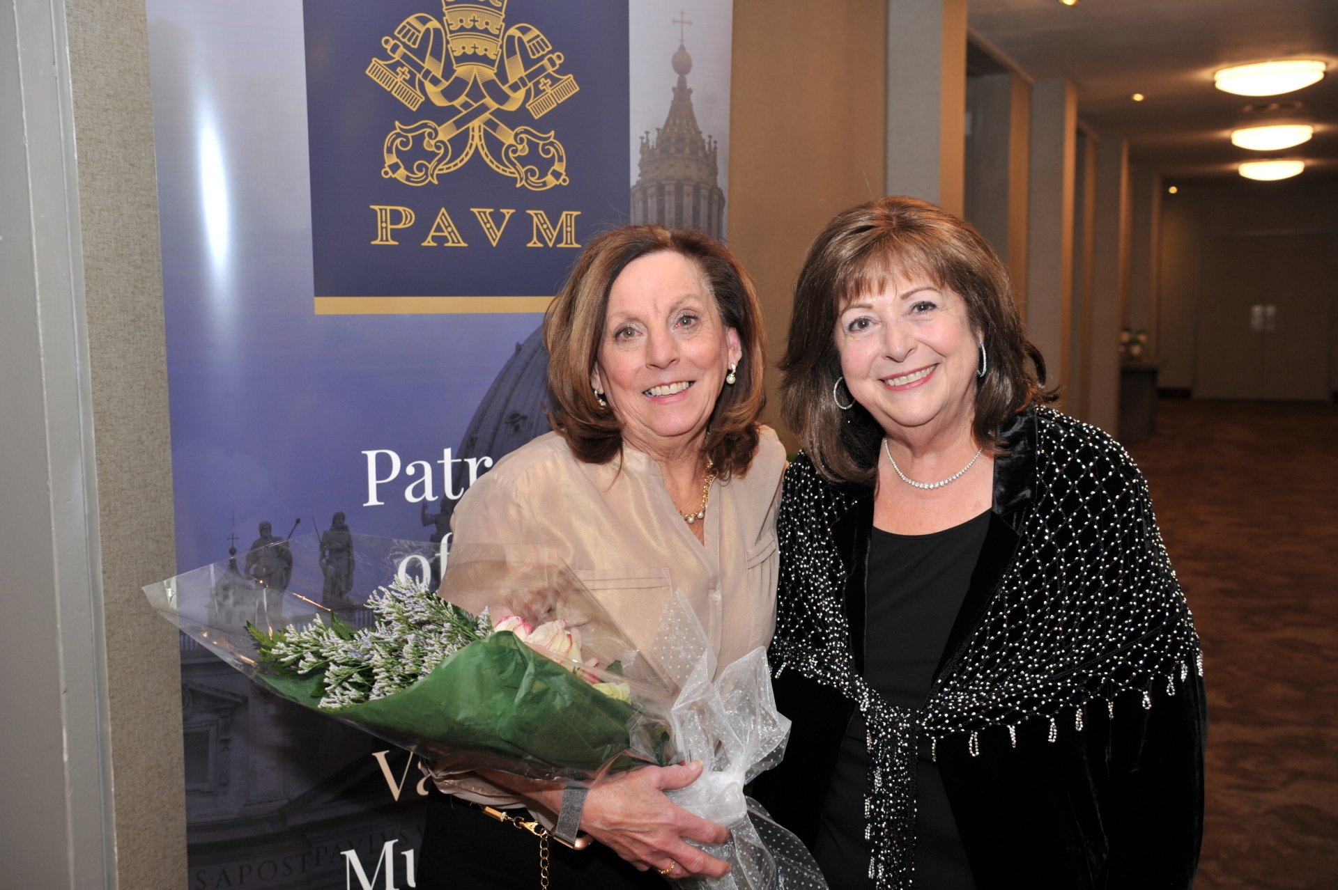Holiday Party 2022 Photo’s | Patrons of the Arts in the Vatican Museums