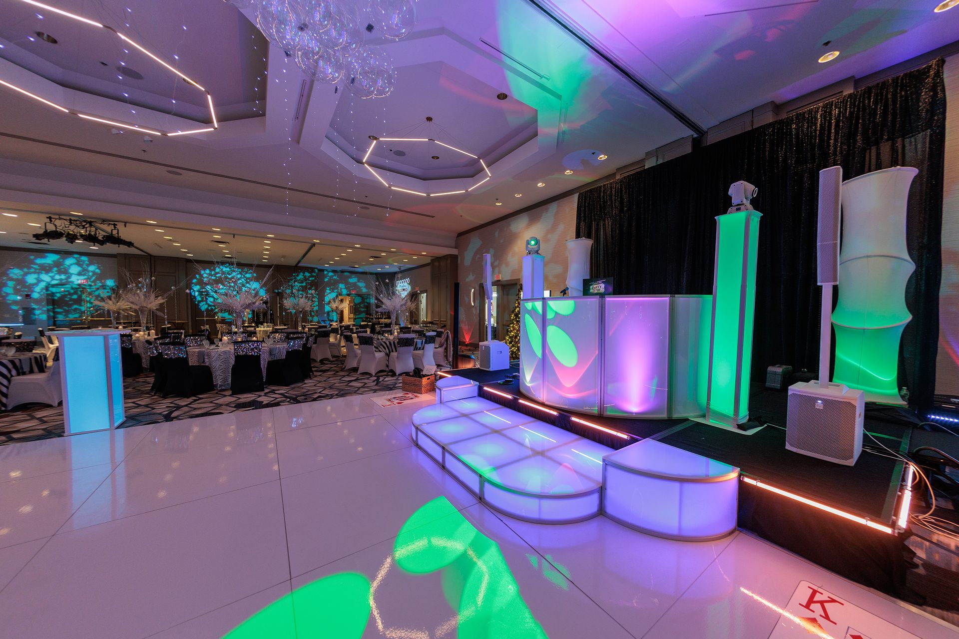 Lit Staging Rentals For Events In Boston, MA | Party Time Events