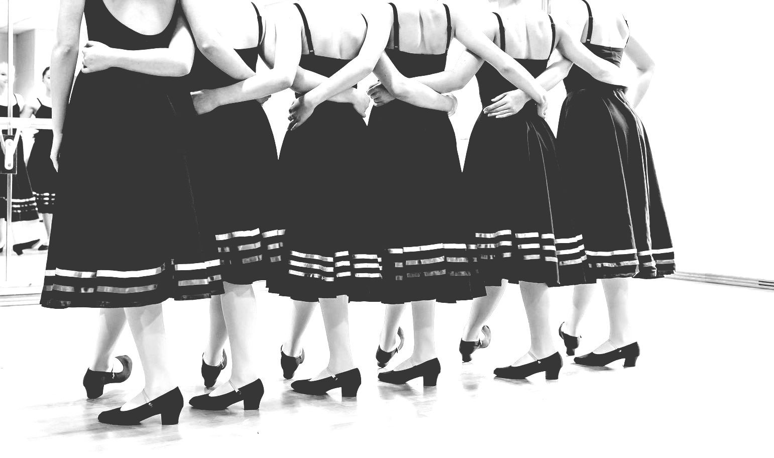 HOME [www.joycebutlerschoolofdance.co.uk]