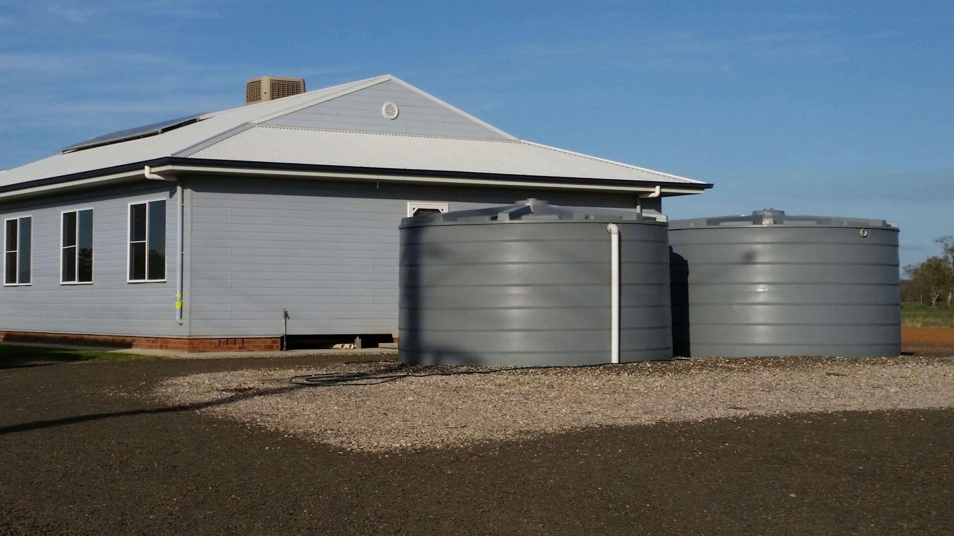Water Tanks in Gladstone | Gladstone Garden & Landscaping Supplies