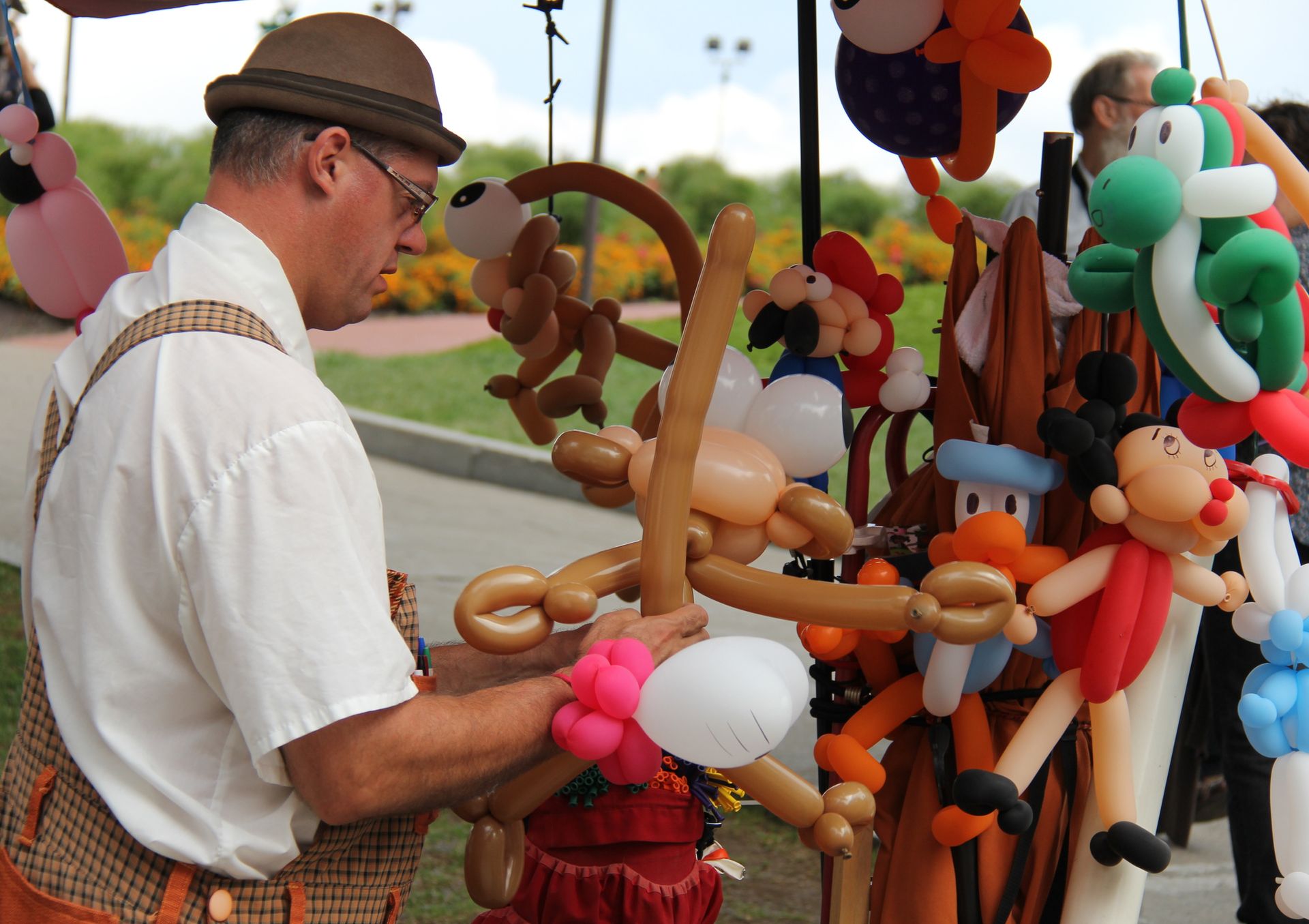 Balloon Artists | Entertainment Unlimited