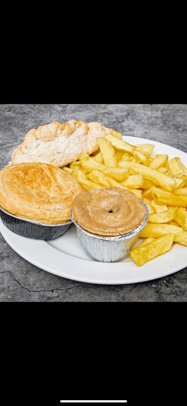 Tasty Traditional Fish & Chips | Victoria Chippy & Cafe in Saltney Chester