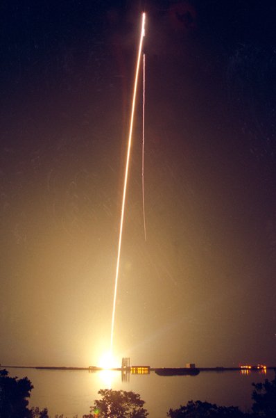 Delta IV-Heavy launches DSP-23 photos