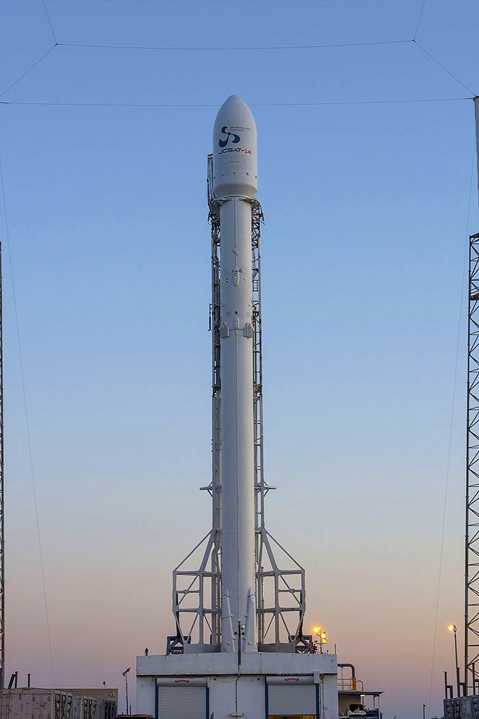 Falcon 9 launches JCSAT-14 photos