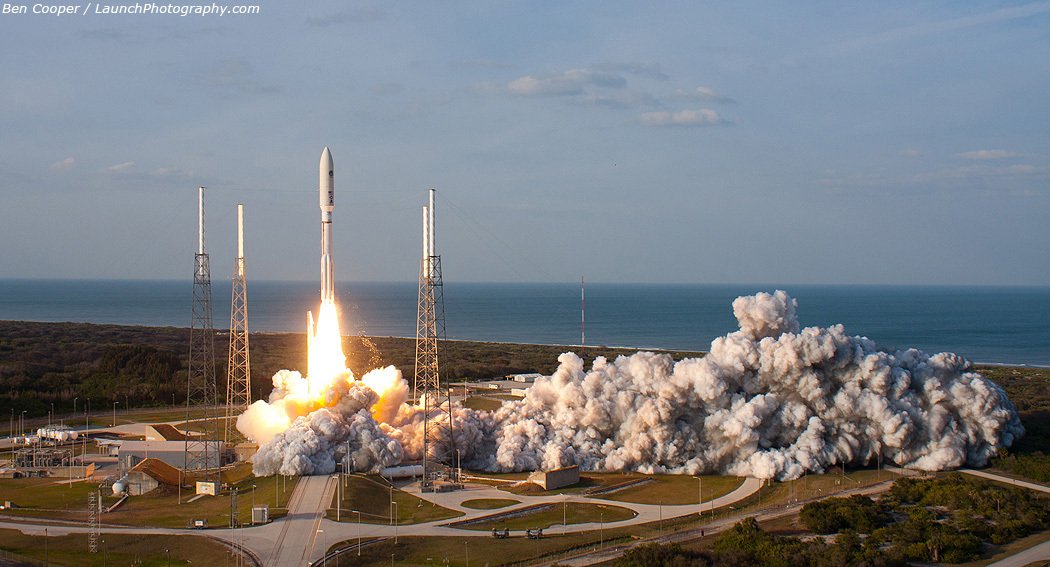 Atlas V launches MUOS-1 photos