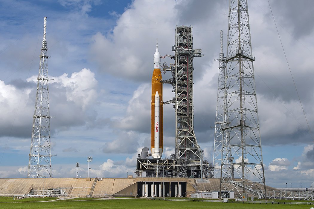 Artemis I first Space Launch System (SLS) launch photos