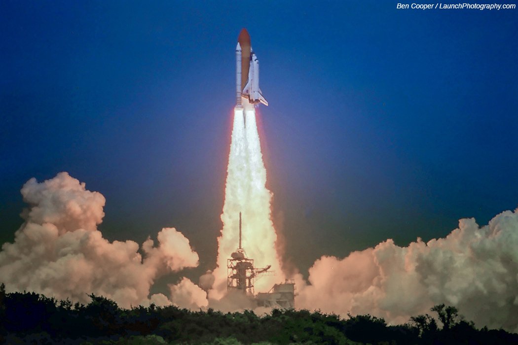 STS-100 Endeavour Canadarm2 launch photos