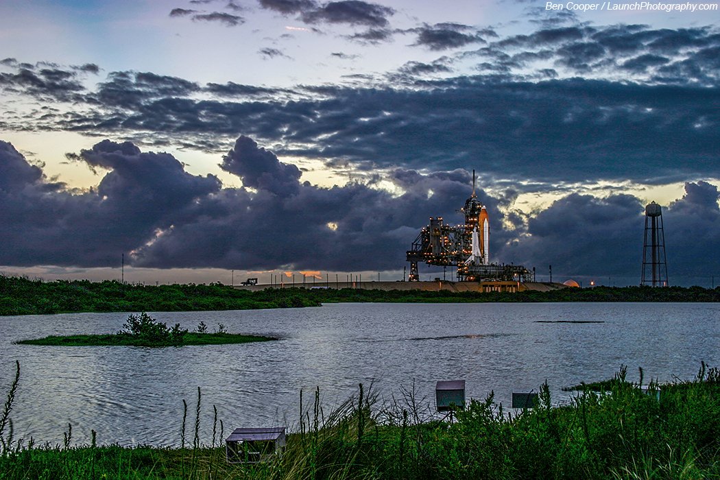 STS-115 Atlantis ISS solar array launch photos