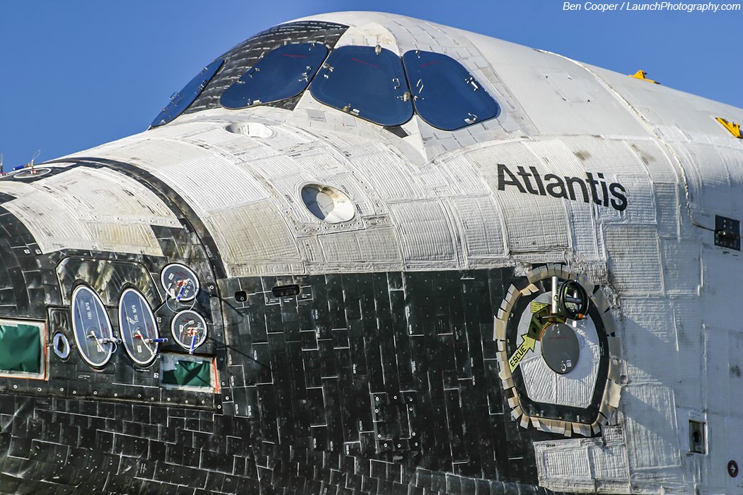 STS-115 Atlantis ISS solar array launch photos