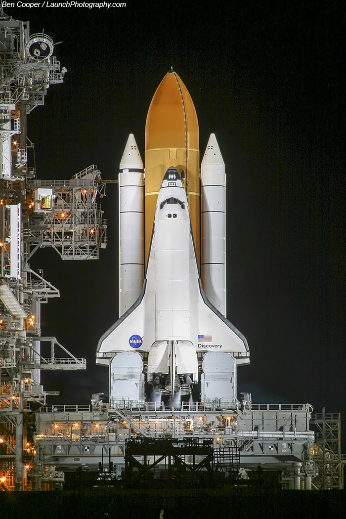 STS-116 Discovery ISS assembly launch photos