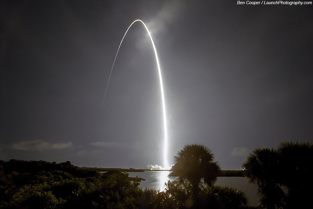 STS-116 Discovery ISS assembly launch photos