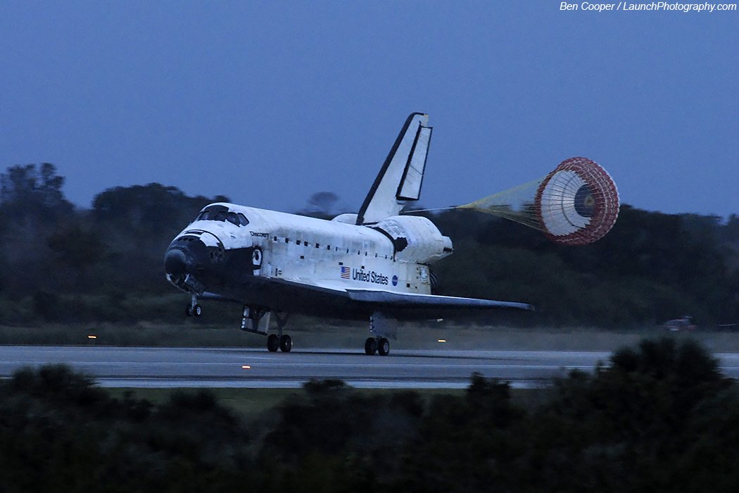STS-116 Discovery ISS assembly launch photos