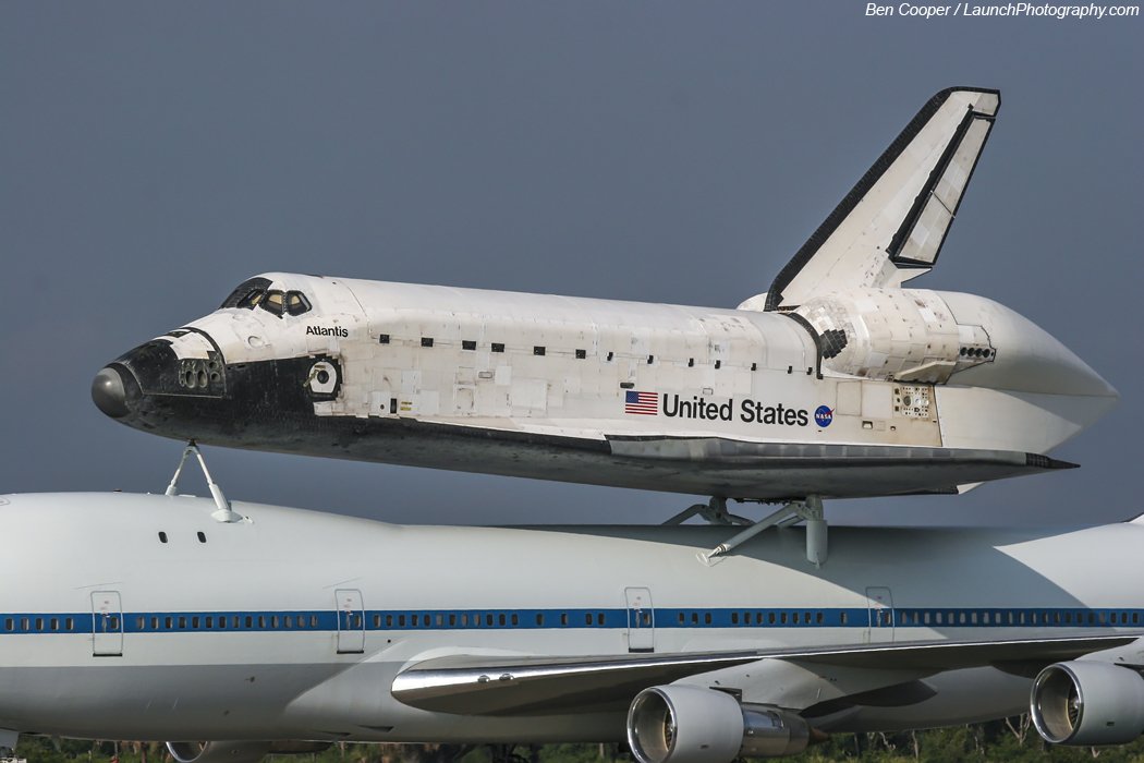 STS-117 Atlantis ISS solar array launch photos