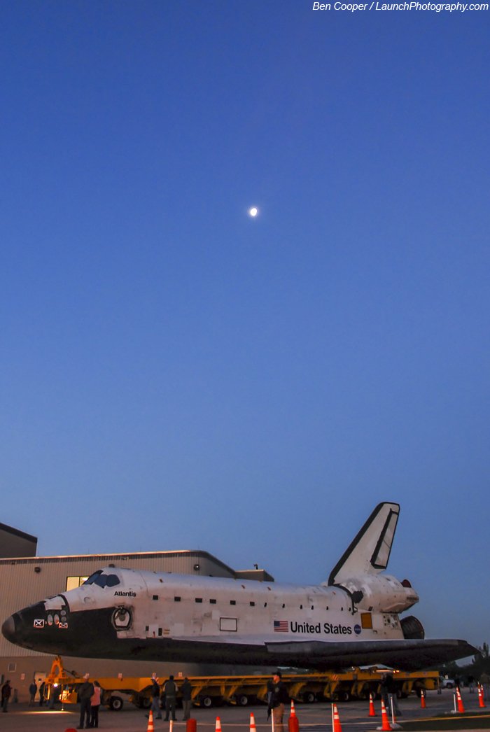 STS-117 Atlantis ISS solar array launch photos