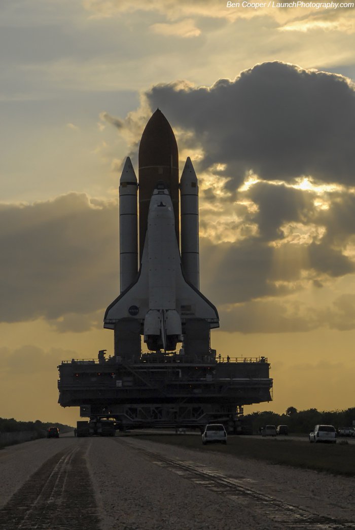 STS-117 Atlantis ISS solar array launch photos