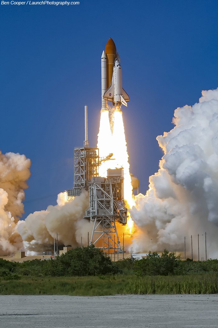 STS-124 Discovery Kibo module launch photos