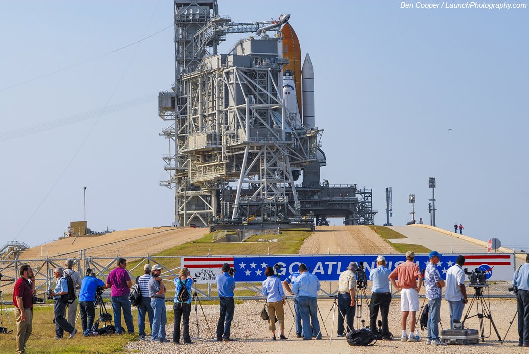 STS-125 Atlantis final Hubble servicing launch photos