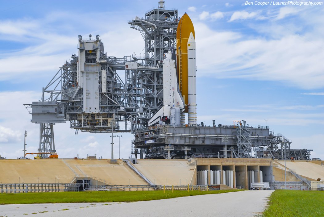 STS-125 Atlantis final Hubble servicing launch photos