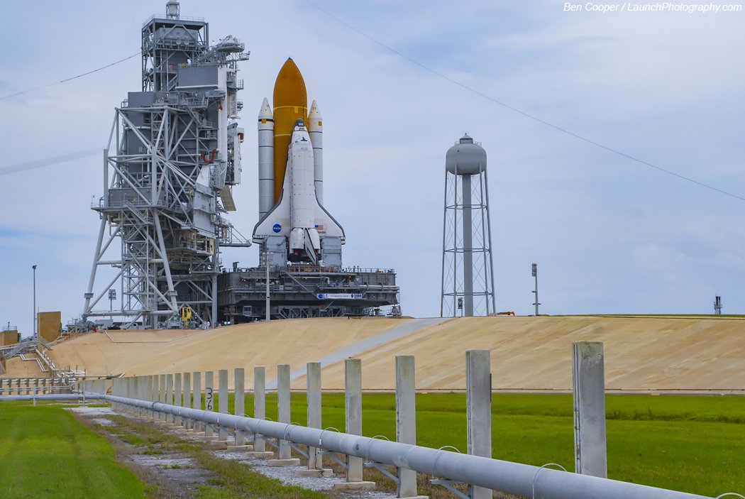 STS-125 Atlantis final Hubble servicing launch photos