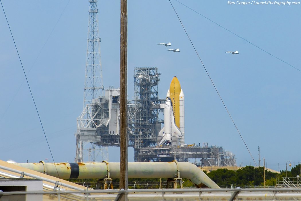 STS-125 Atlantis final Hubble servicing launch photos