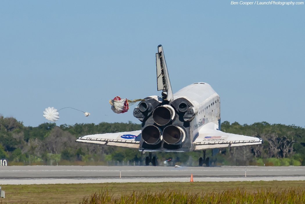 STS-129 Atlantis ISS resupply launch photos