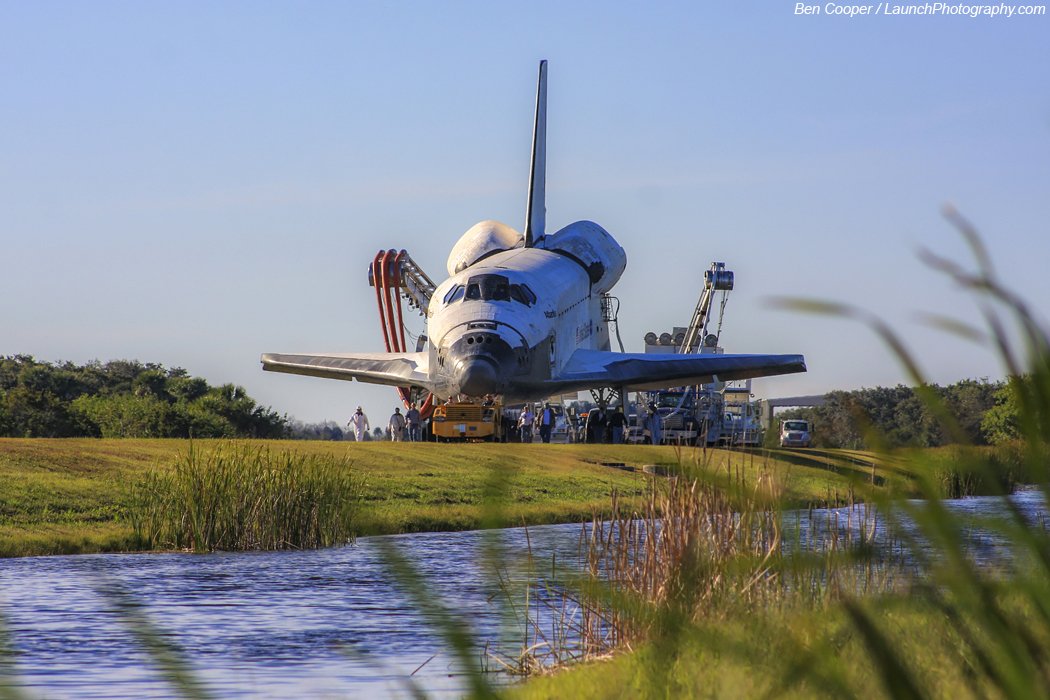 STS-129 Atlantis ISS resupply launch photos