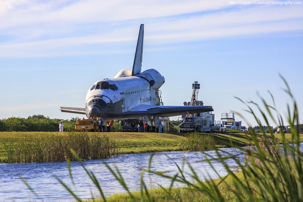 STS-129 Atlantis ISS resupply launch photos