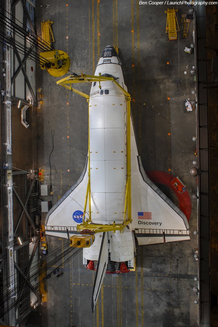 STS-131 Discovery ISS resupply launch photos