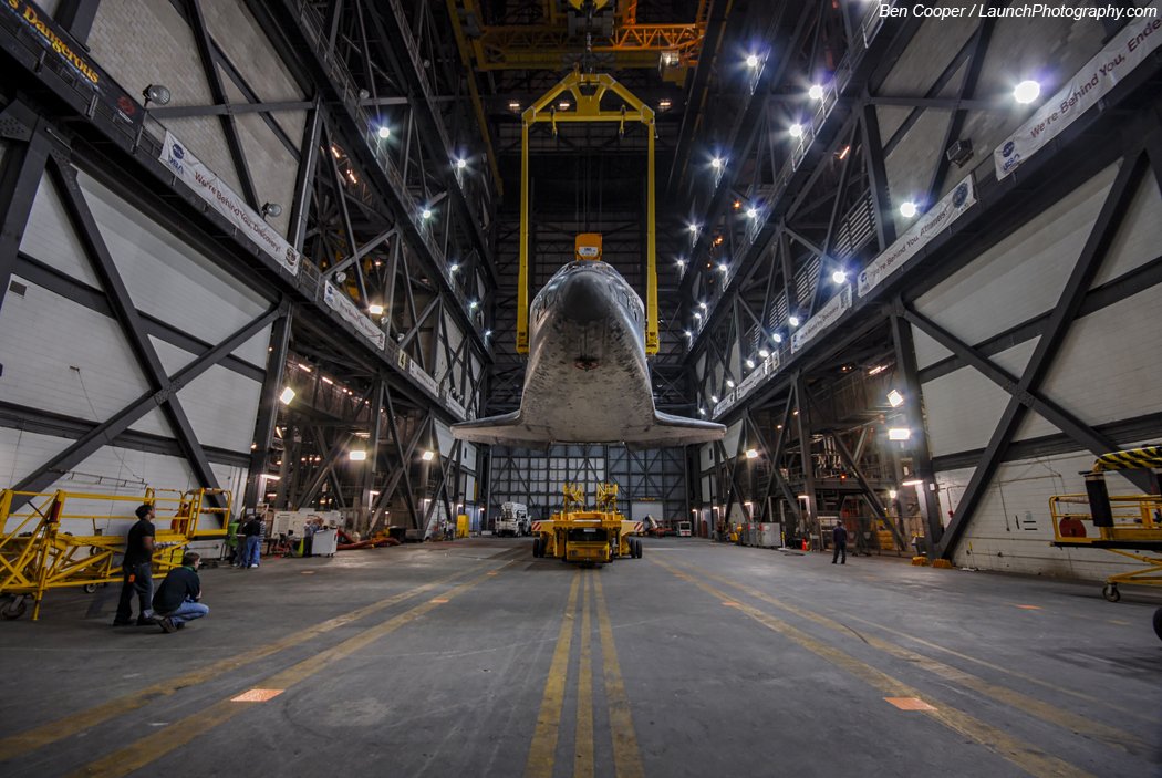 STS-131 Discovery ISS resupply launch photos