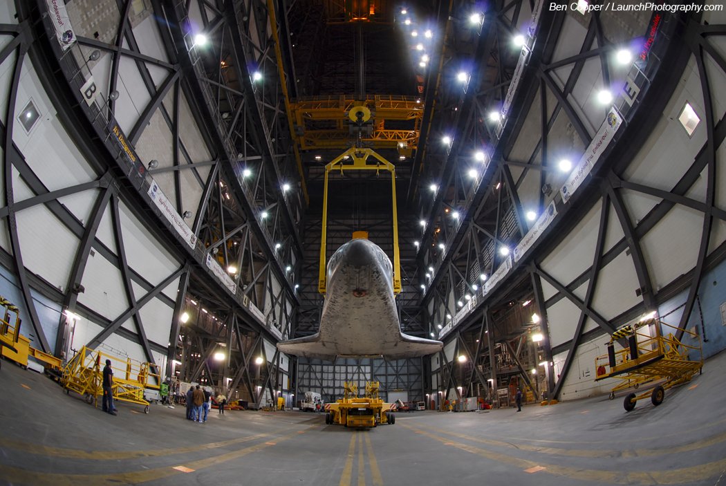 STS-131 Discovery ISS resupply launch photos