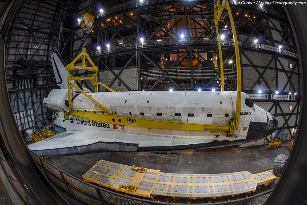 STS-131 Discovery ISS resupply launch photos