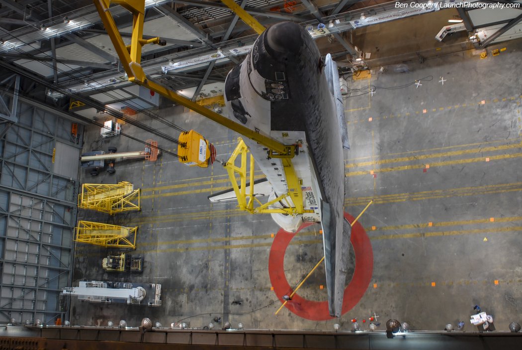 STS-131 Discovery ISS resupply launch photos