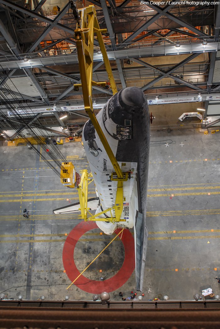 STS-131 Discovery ISS resupply launch photos