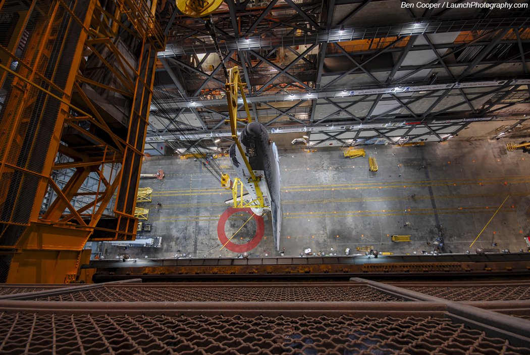 STS-131 Discovery ISS resupply launch photos