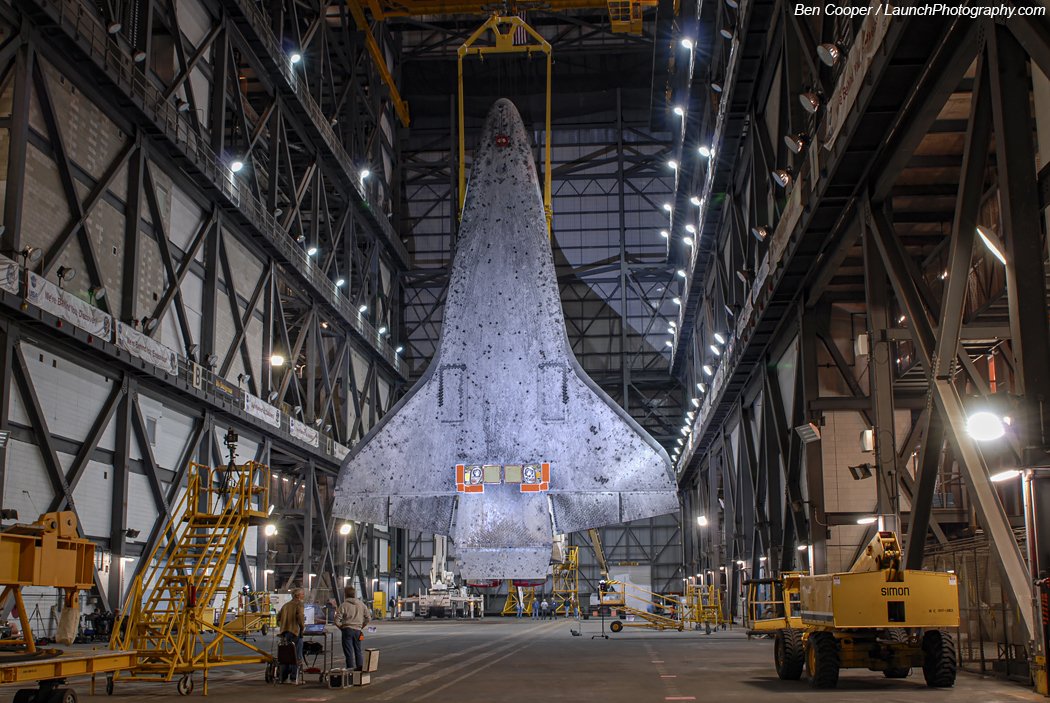 STS-131 Discovery ISS resupply launch photos