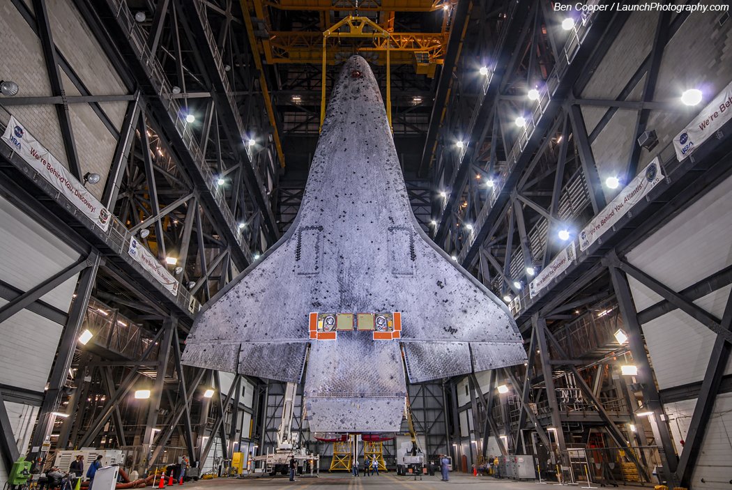 STS-131 Discovery ISS resupply launch photos