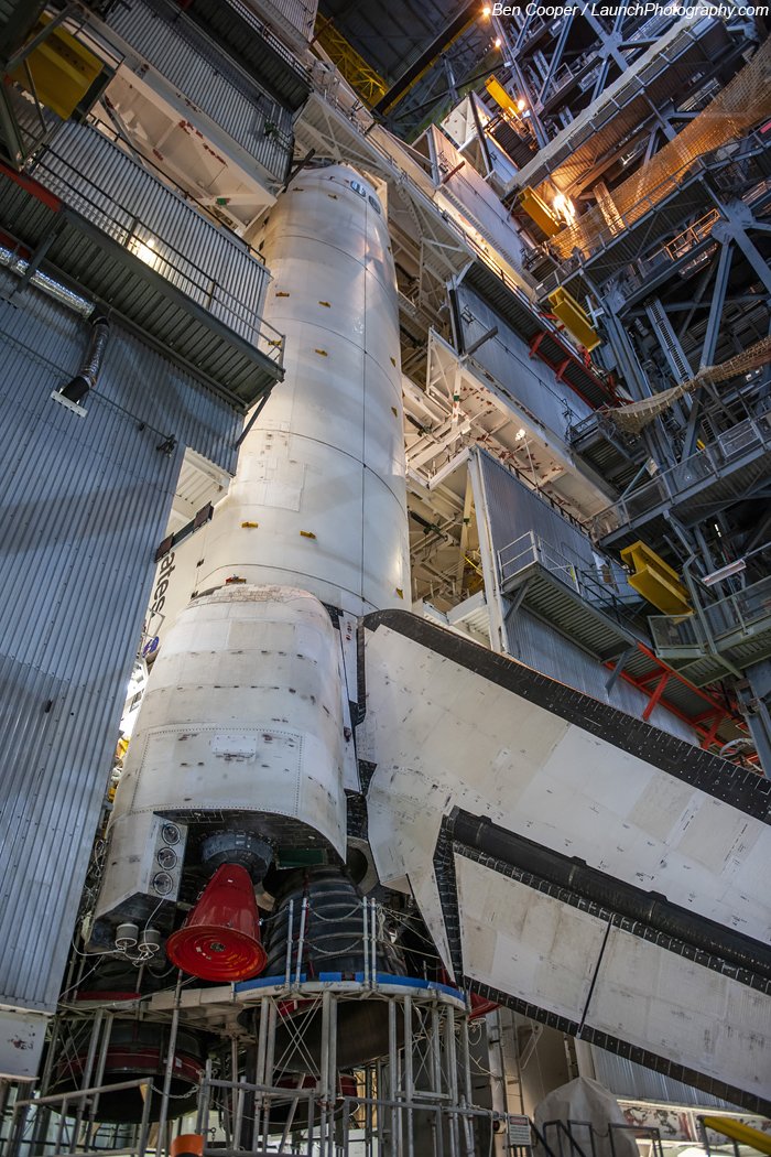 STS-131 Discovery ISS resupply launch photos
