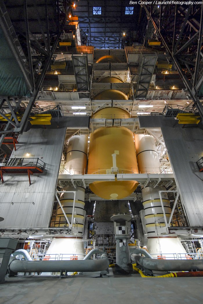 STS-131 Discovery ISS resupply launch photos