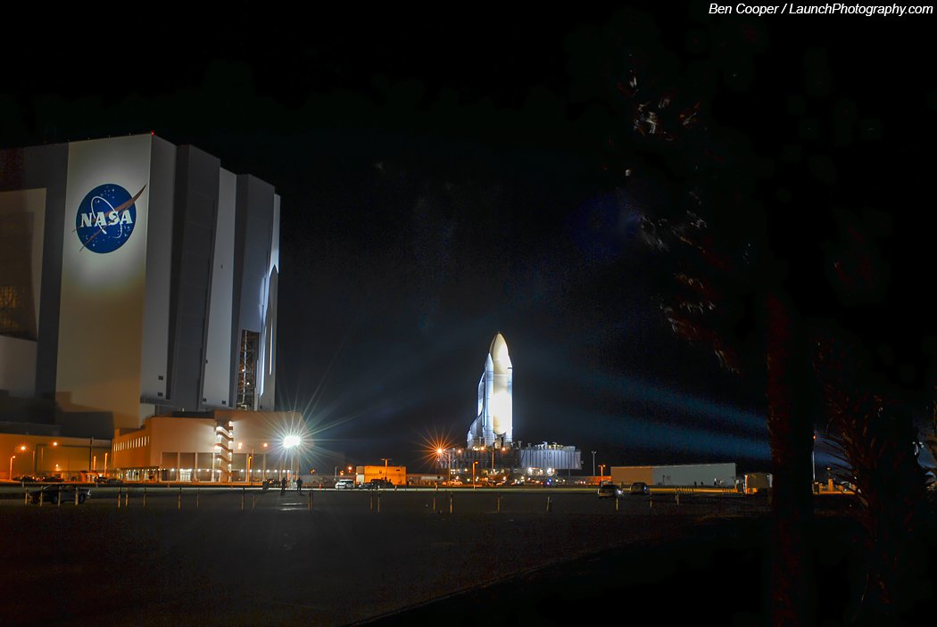 STS-131 Discovery ISS resupply launch photos