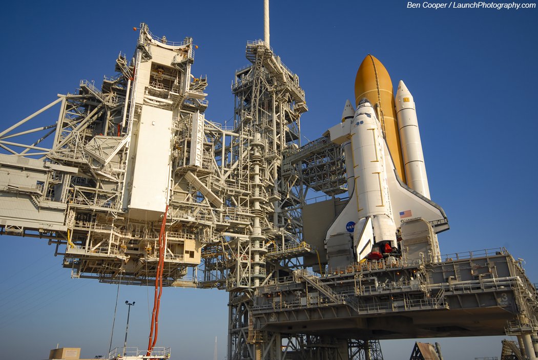 STS-131 Discovery ISS resupply launch photos