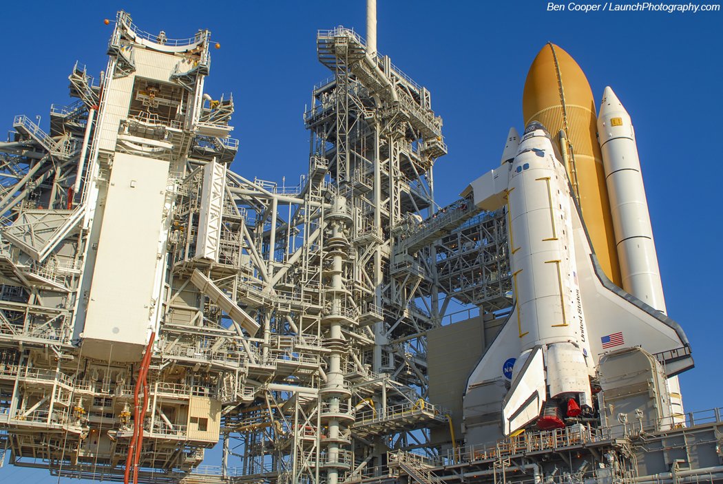 STS-131 Discovery ISS resupply launch photos