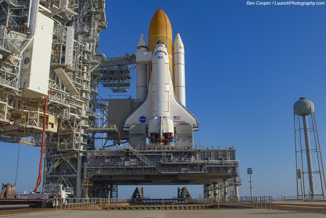 STS-131 Discovery ISS resupply launch photos