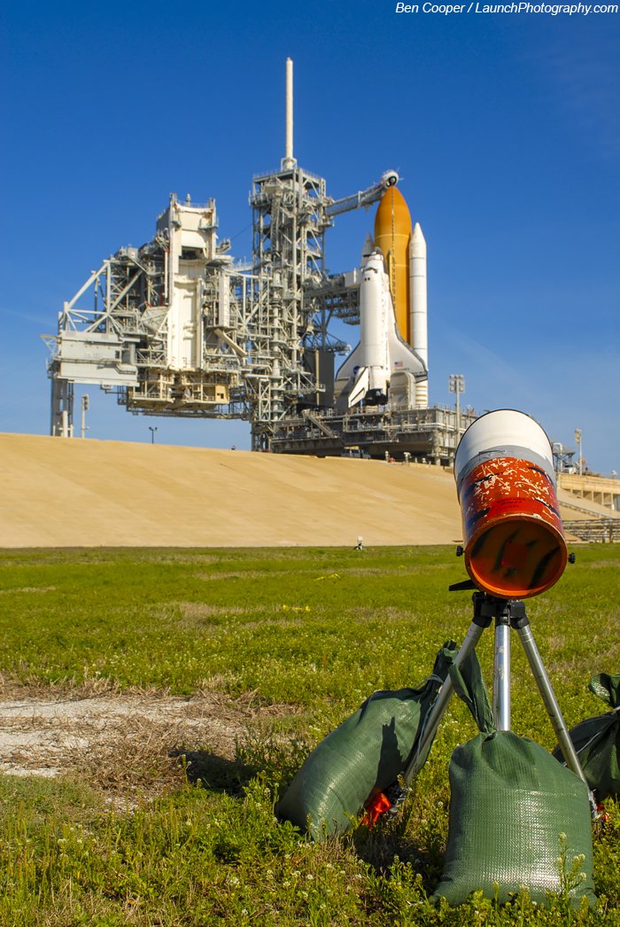 STS-131 Discovery ISS resupply launch photos