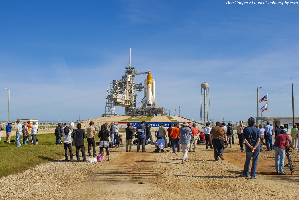 STS-131 Discovery ISS resupply launch photos