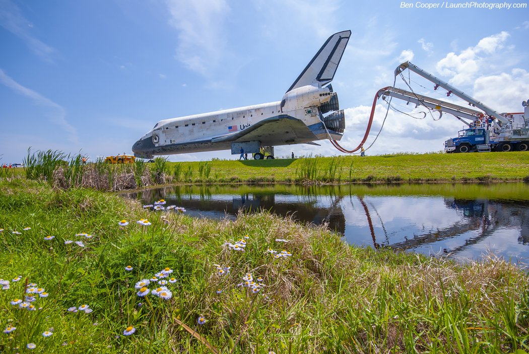 STS-131 Discovery ISS resupply launch photos
