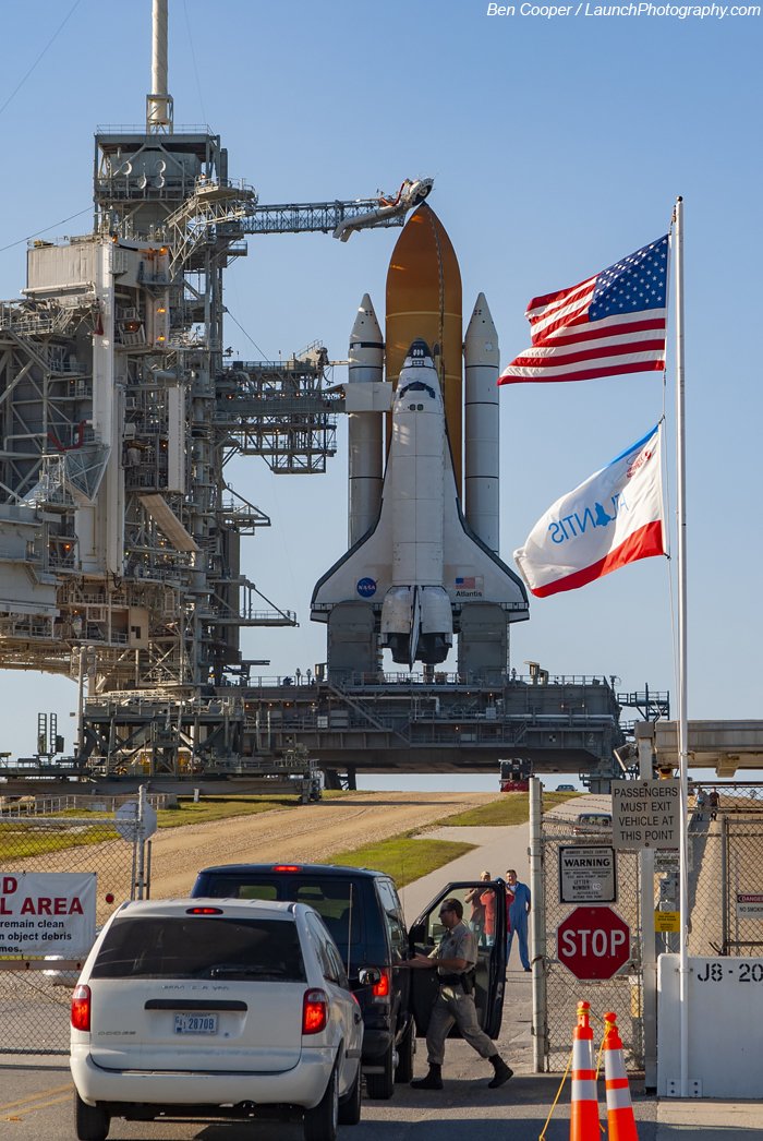 STS-132 Atlantis launches Rassvet photos