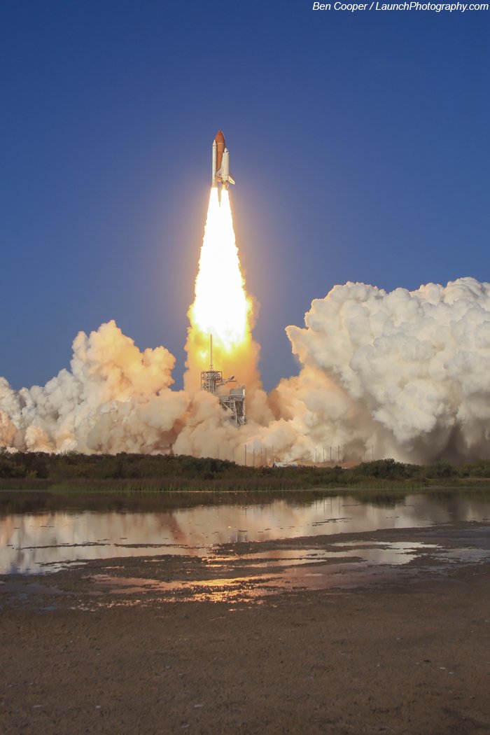 STS-133 Discovery final launch photos