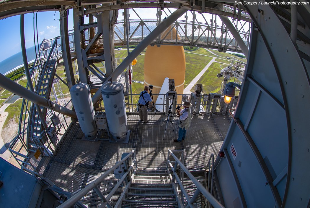 STS-133 Discovery final launch photos