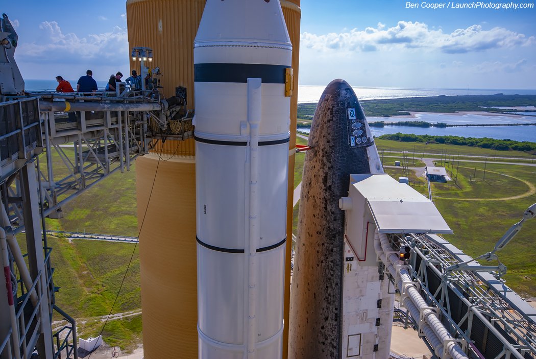 STS-133 Discovery final launch photos